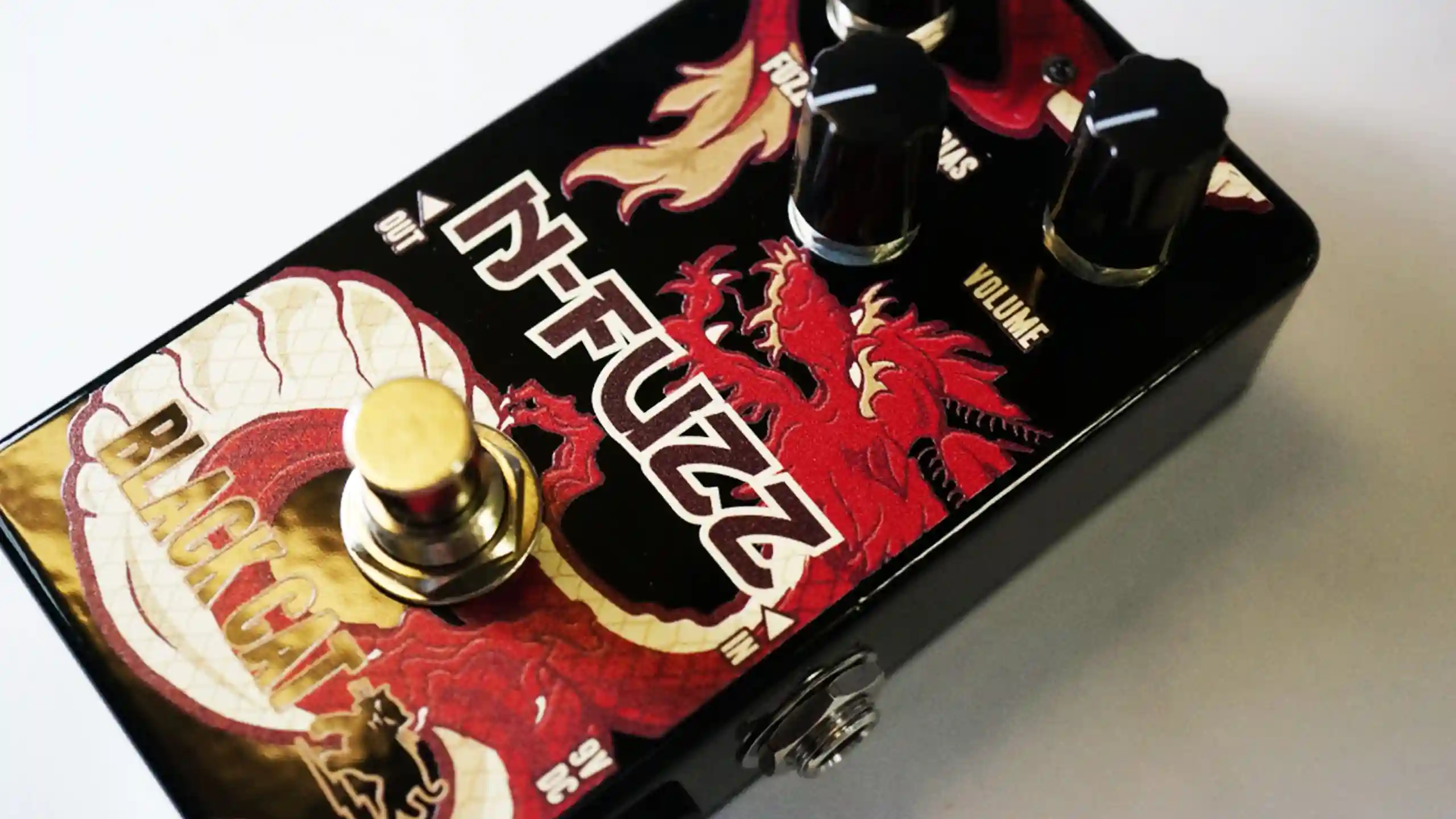 日本製ビンテージパーツで作るファズフェイス。BLACK CAT N-FUZZ登場