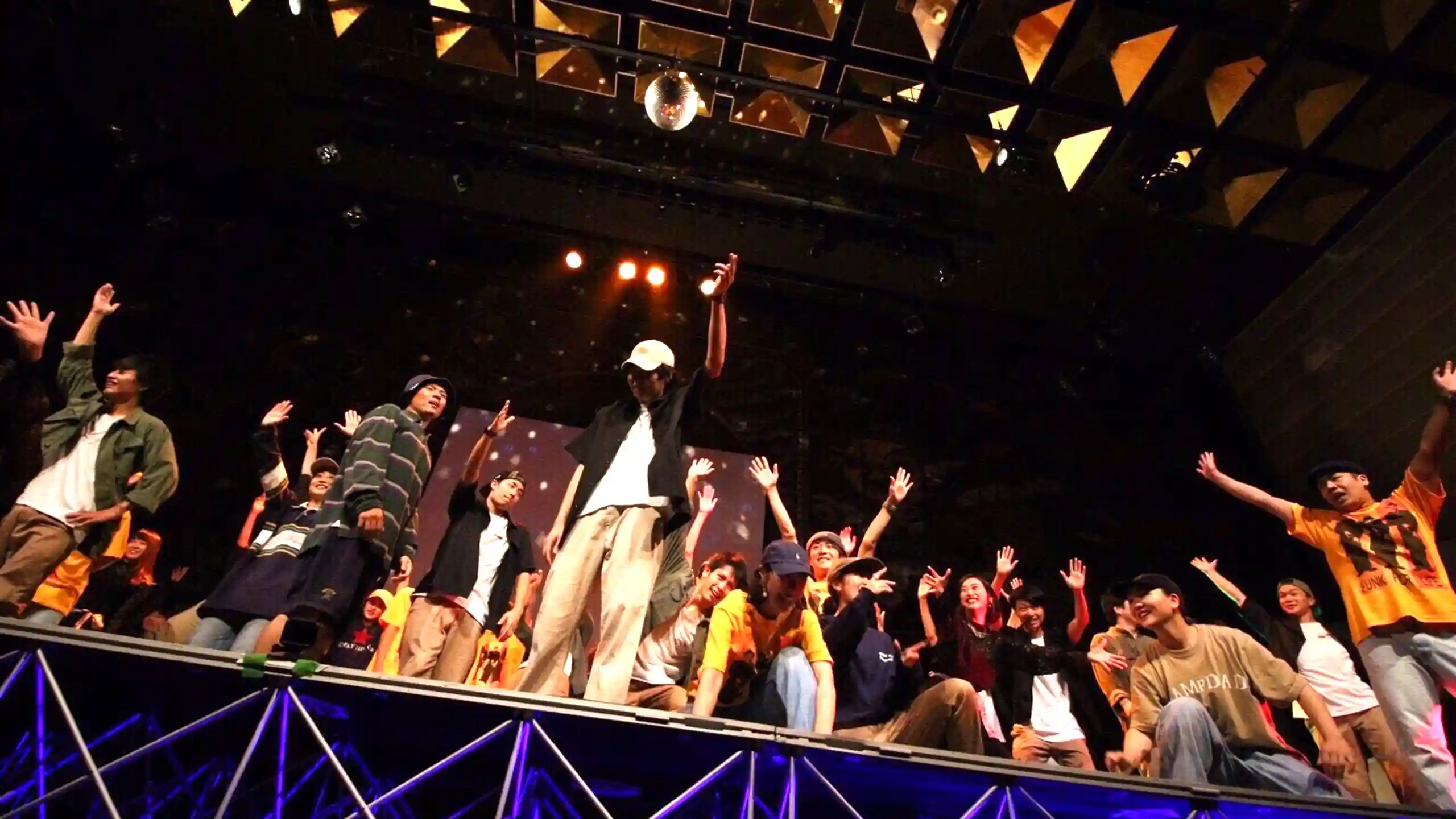 What are “old school” and “new school” in dance?